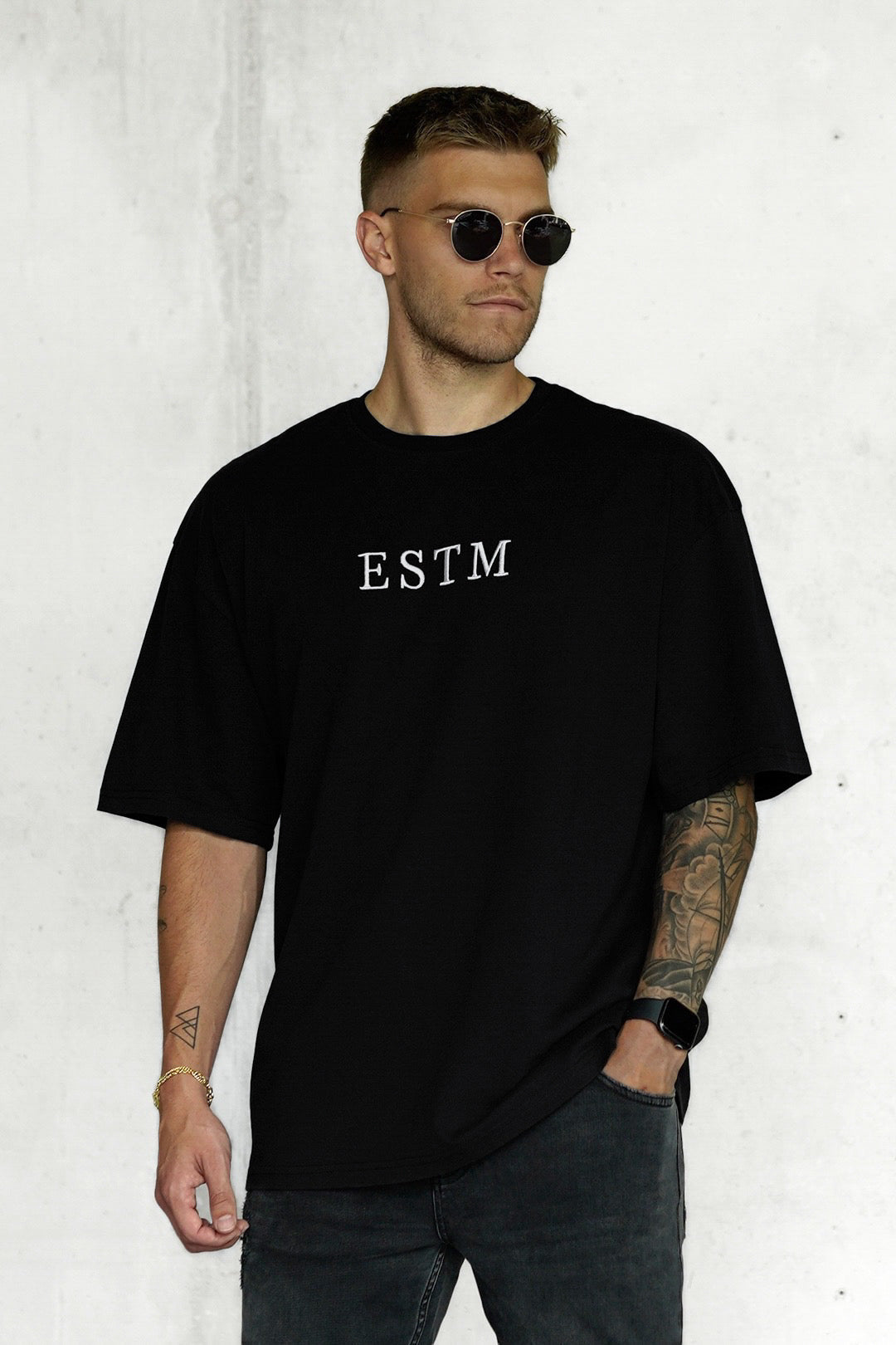 Black ESTM Oversized Tee – ESTEEM Clothing